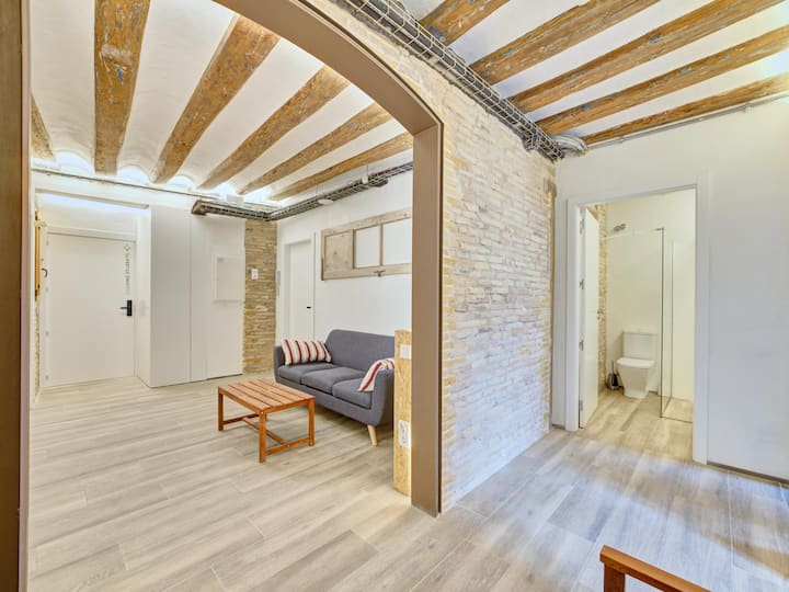 House Bidaiari F2d1 By Clabao - Pamplona