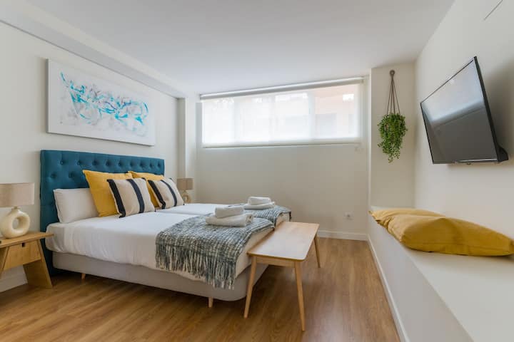 Modern And Wide- 3bd 2,5 Bth- Plaza Castilla - Madrid