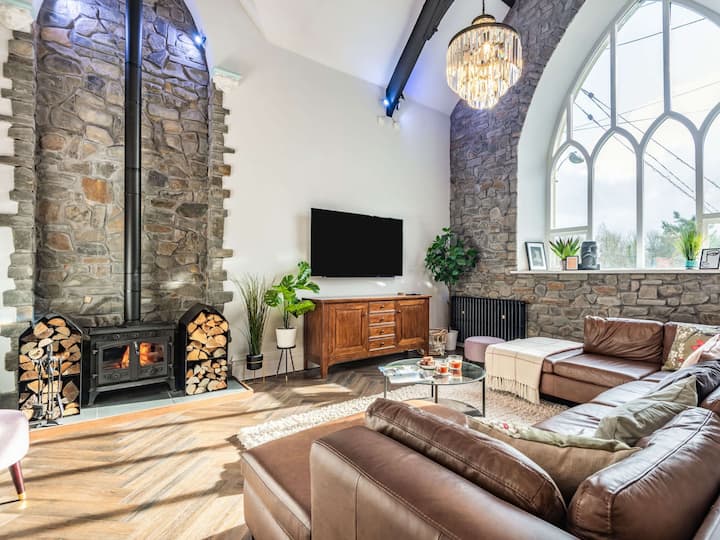 4 Bed In Llanelltyd (85970) - Dolgellau