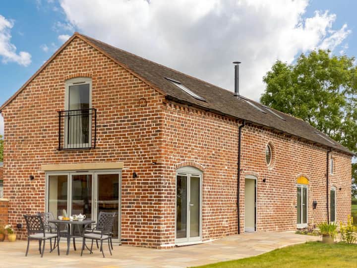 3 Bed In Whitchurch (Oc-88915) - Whitchurch