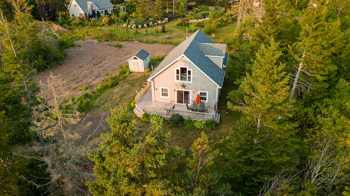 Kayaks | Minutes To Cavendish - Bayview Chalet - Cavendish