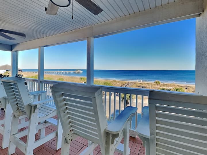 Gorgeous Beachfront Condo With Ocean Views. - Tybee Island, GA