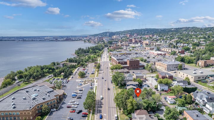 Superior Views Family Or Romantic Getaway - Duluth, MN