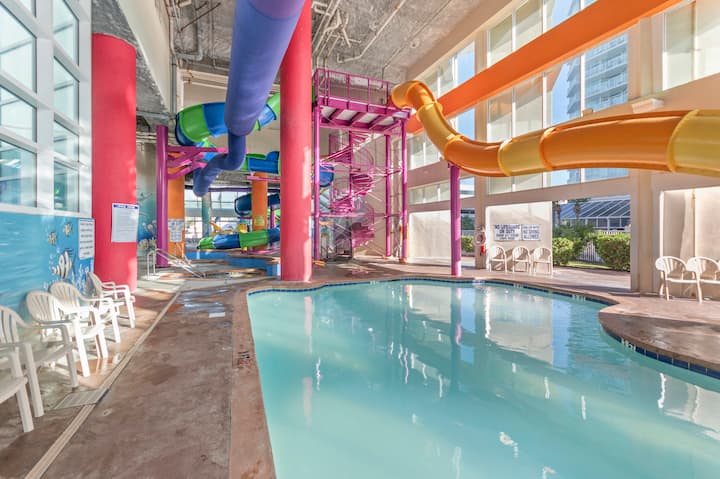 Oceanfront Condo, Heated Water Park Included - South Carolina