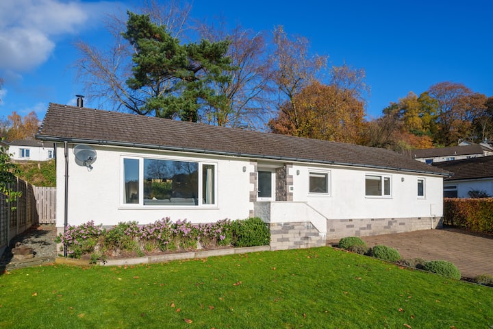 Number 5 - With Parking And Garden - Grasmere