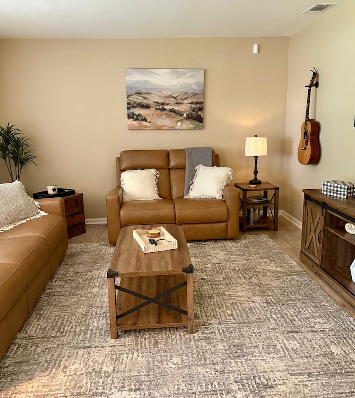 Cozy Southside 3 Bed / 2 Bath Home - Fort McAllister State Park, Richmond Hill
