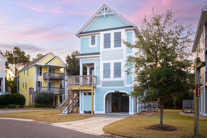 Walk To Beach, Hot Tub, Resort With Community Pool - Corolla, NC