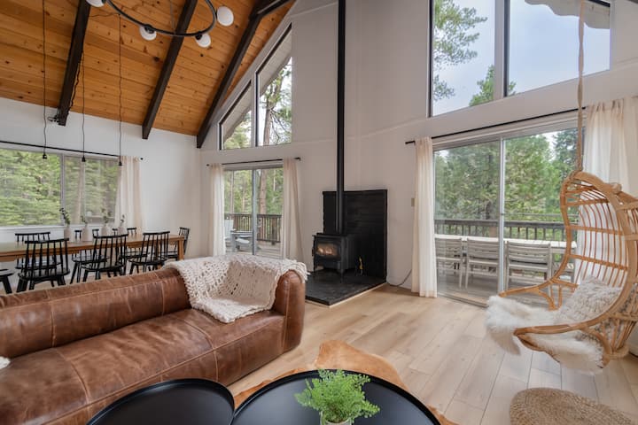 Architect's Retreat- Stylish Chalet In Blue Lake - Arnold, CA