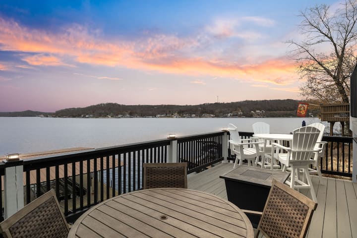 Breathtaking Views, Private Dock, Pure Relaxation - Gravois Mills, MO