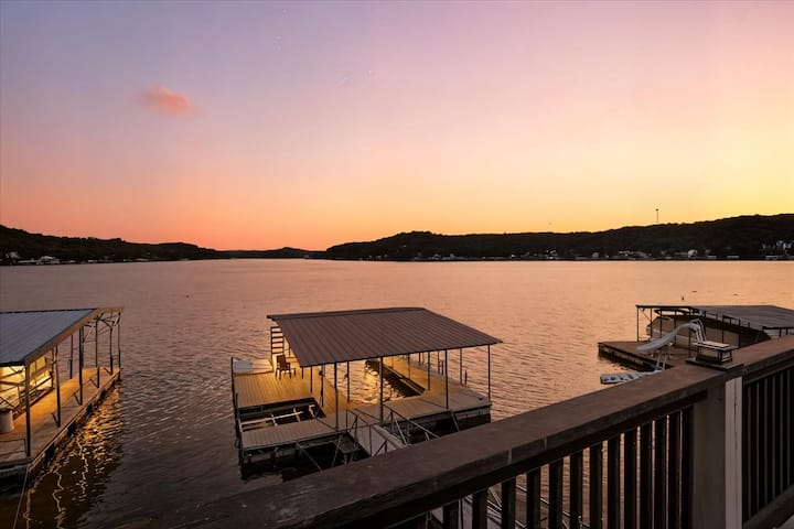 Breathtaking Views, Private Dock, Pure Relaxation - Gravois Mills, MO