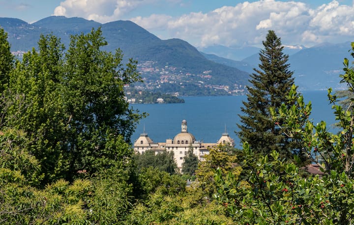 2 Bedroom Beautiful Apartment In Stresa - Stresa