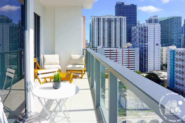 Sleek Urban Living: Stylish 1-bedroom In Brickell - Miami, FL
