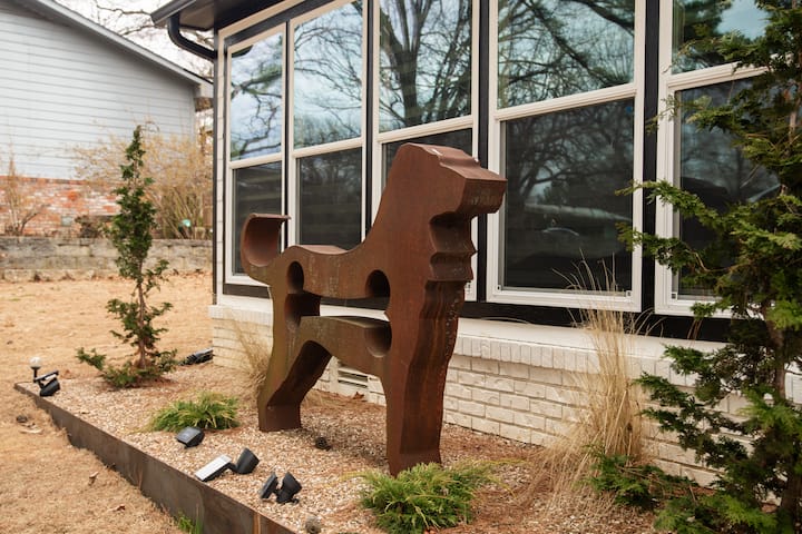 Game Room, 1.9 Miles Uofa, Local Art Vibes - Springdale, AR