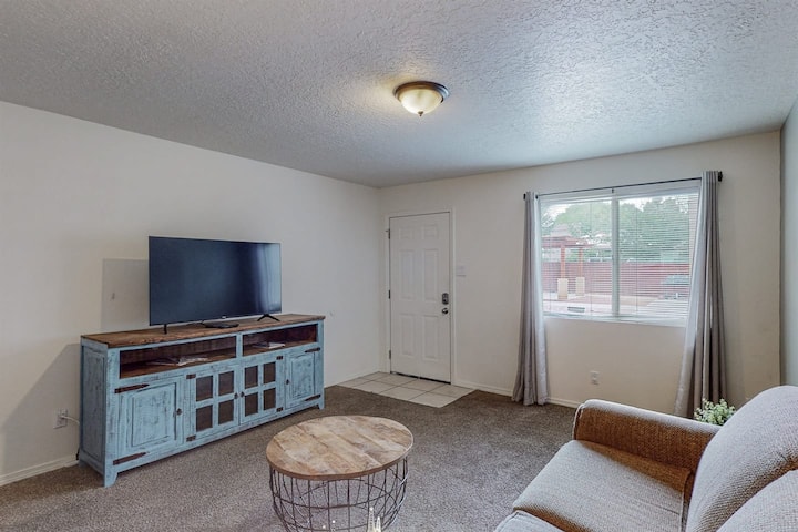 Sienna Square, Near Old Town - Albuquerque