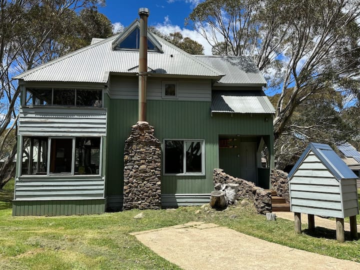 Glacier Chalet - Mount Hotham