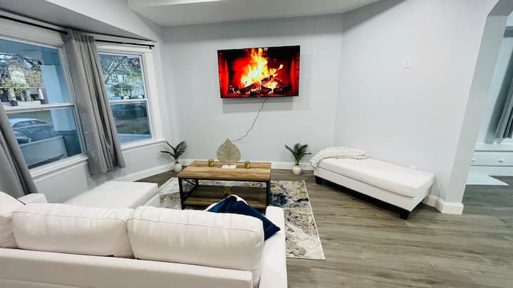 Fun Modern 4 Beds Single Family - Cleveland, OH