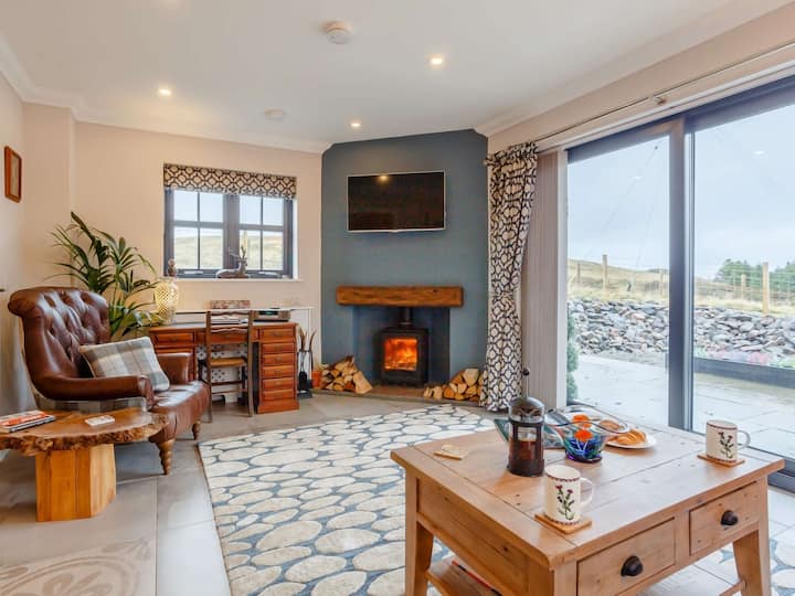 2 Bed In The Highlands (86104) - Durness