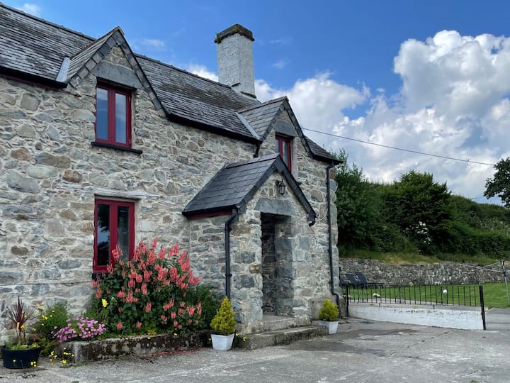 4 Bed In Maenan (66510) - Betws-y-Coed