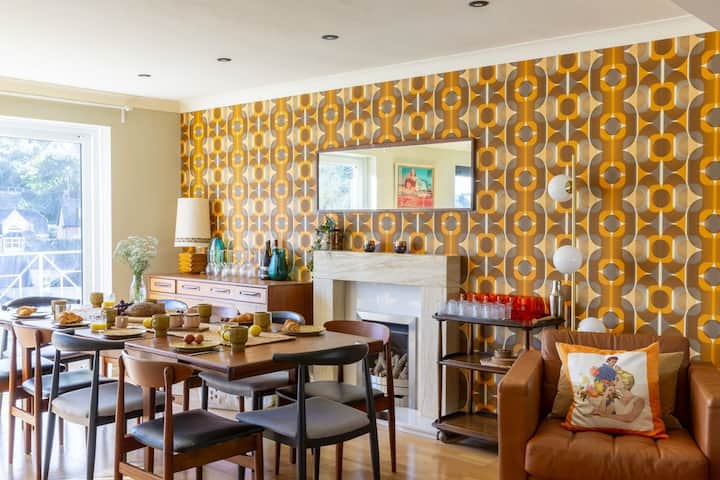 Harbour Lights, Stylish Interior With Views! - Dartmouth