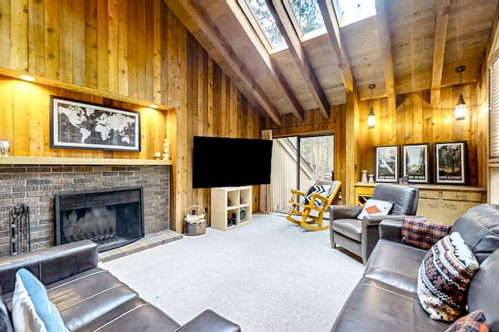 4br Large Home - Resort Amenities & Wood Fireplace - Sisters, OR