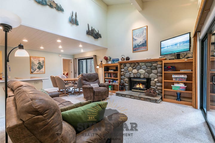 Cozy Three-bedroom Condo W Summer Pool (Fp1-15) - Incline Village