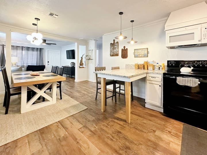 Homey 2br Suite | $2000/month #19a - Oklahoma City, OK