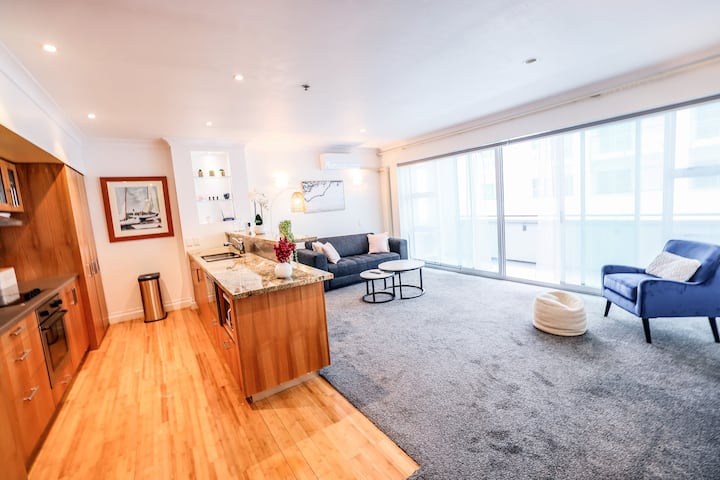 Large 2br Apt In Viaduct Harbor With A Sea View - Auckland