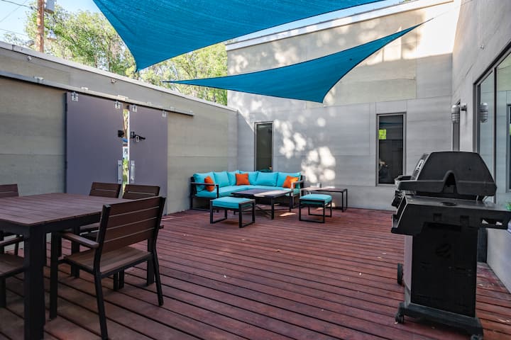 Taos Seasons - Modern Luxury - Taos, NM