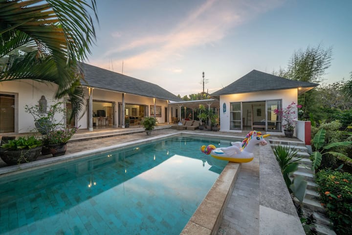 3br Uluwatu: Pvt Pool & Lush Garden @Villa Eva - Jimbaran