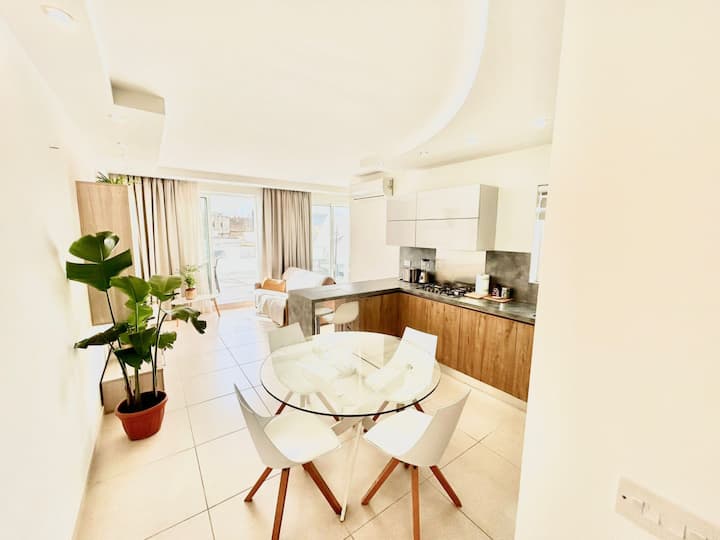 The Papillon Penthouse - Malta