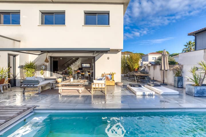 Sublime Maison Moderne Avec Piscine - La Grande-Motte