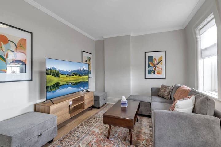 Cozy 1 Bed In Historic Mansion - 버펄로