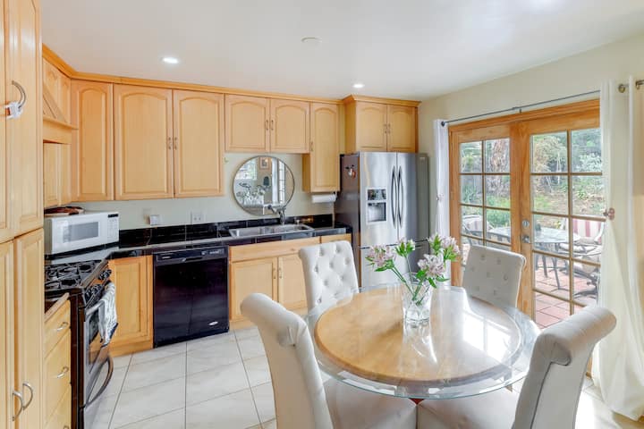 Dog-friendly California Home W/ Patio, Near Hiking - La Mesa, CA