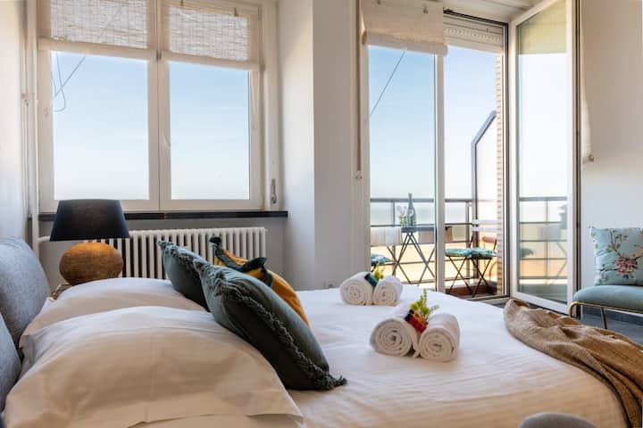 Stylish Seafront Studio With Panoramic Sea View - Knokke-Heist