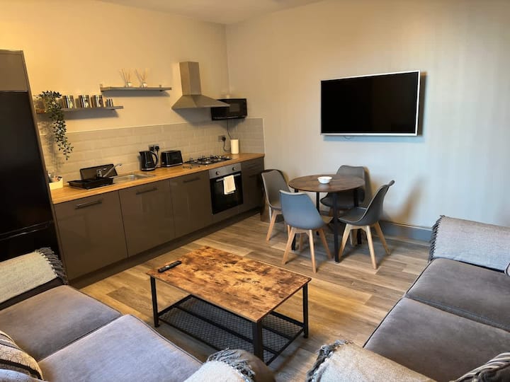 3 Bedroom Contractor Accommodation - Free Parking - Newcastle upon Tyne