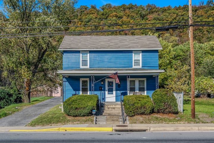 Refugio - Wifi, Fire Pit, Zen Garden, Town, Artsy - Berkeley Springs, WV