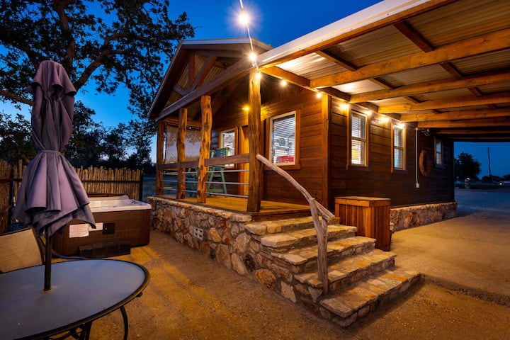 Rockin' R - Morning Star Cabin - Texas