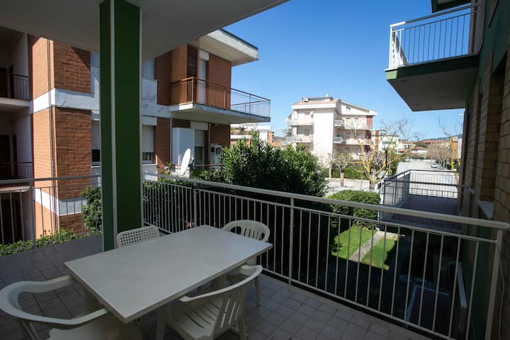 M027 - Marcelli, Three-room Apartment With Terrace - Porto Recanati