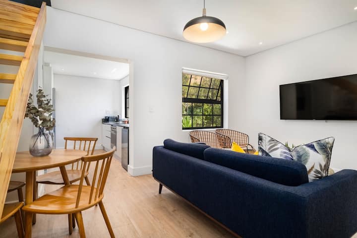 Stylish House - Hot Tub Rooftof No Loadshedding - Camps Bay