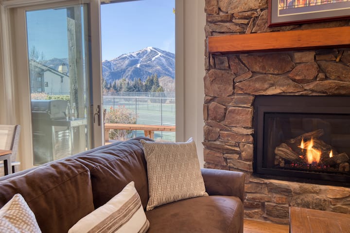 Wildflower Resort Stay - Sun Valley Luxe Condo - Sun Valley, ID