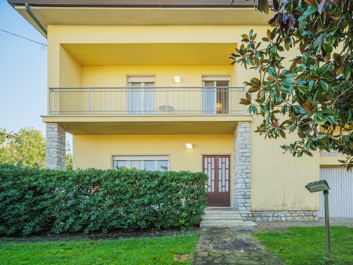 Appartamento Rita By Interhome - Marina di Pietrasanta