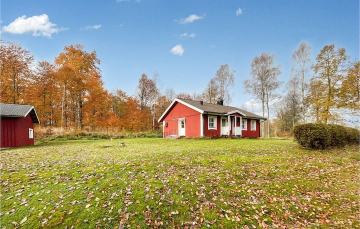 Awesome Home In Brånalt With Kitchen - Markaryd
