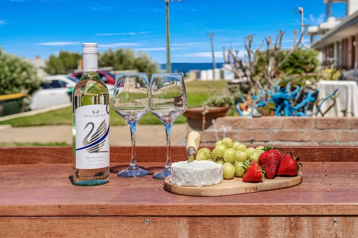 Ocean Sunsets @ North Beach - Kingsley