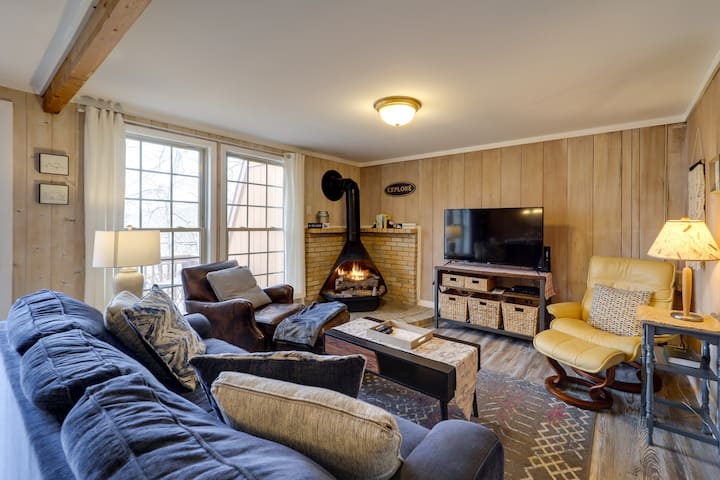 Beech Mountain Condo W/ Community Pool & Game Room - Beech Mountain, NC