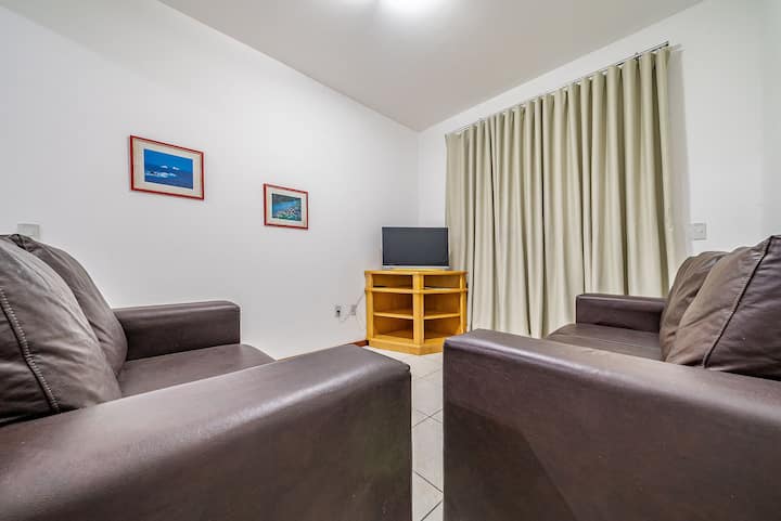 131- Apto 03 Dormitórios Na Principal De Bombas - Porto Belo