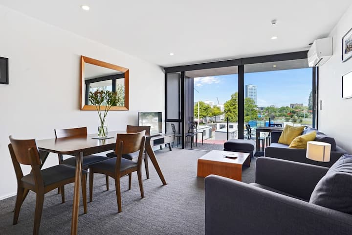 Madras Retreat - Christchurch