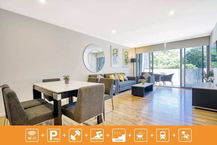 Three Bedroom Villa In Central Of Surfers Paradise - Gold Coast