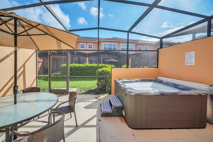 Bright & Sunny/waterslides/pool/close To Disney - Celebration, FL