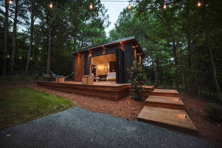 Glamping Cottage With Glass Front And Hot Tub! - Guntersville, AL