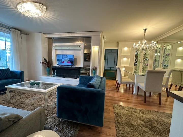 Amplo Apartamento 03 Dorm Centro De Gramado - Gramado